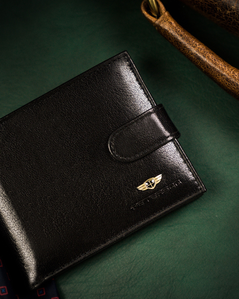 Duży portfel męski z systemem RFID Protect - Peterson | Zamów na Rovicky.eu